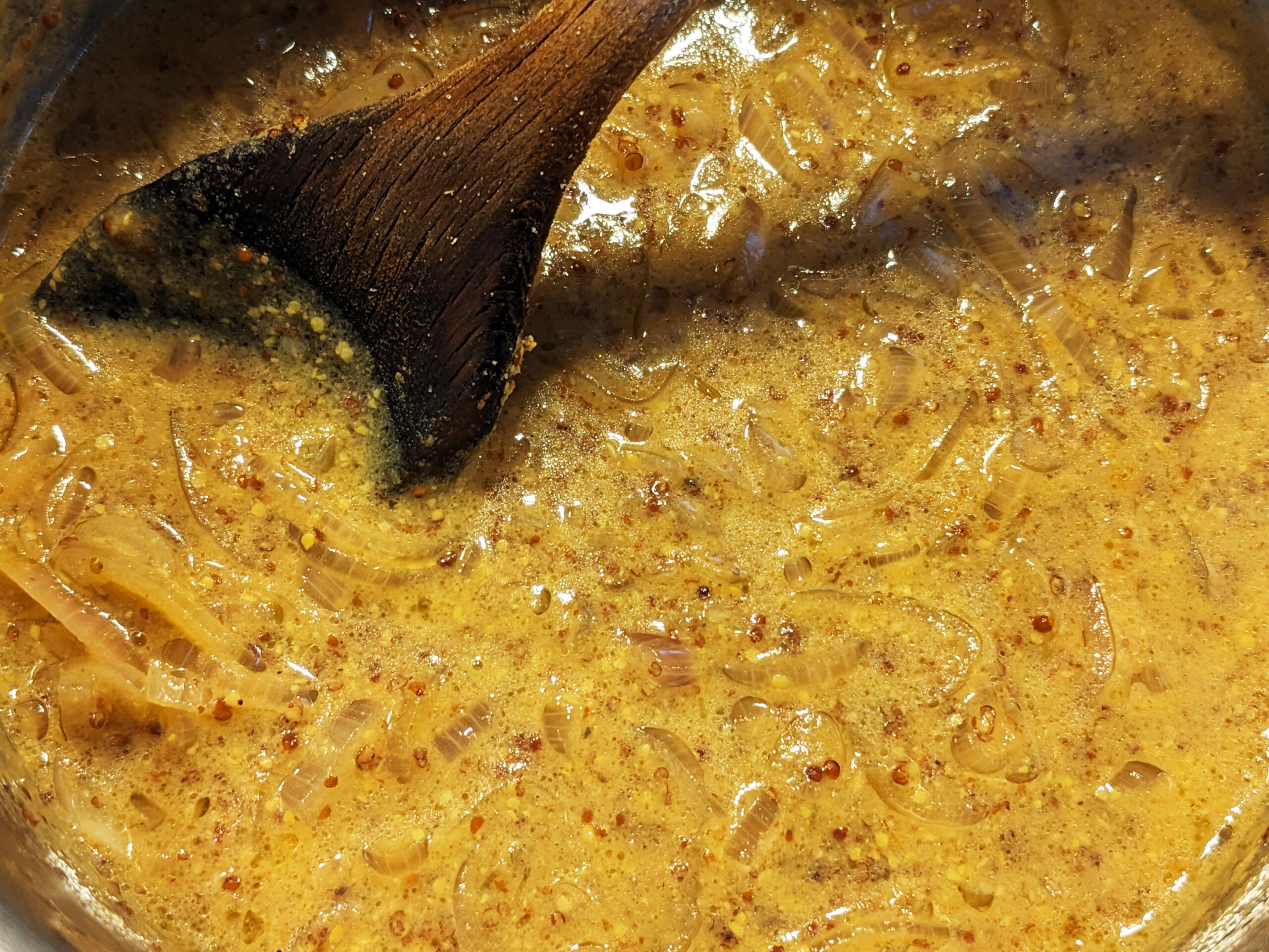 Sauce Moutarde & Échalotes - Recette et conseils - Saucer.fr