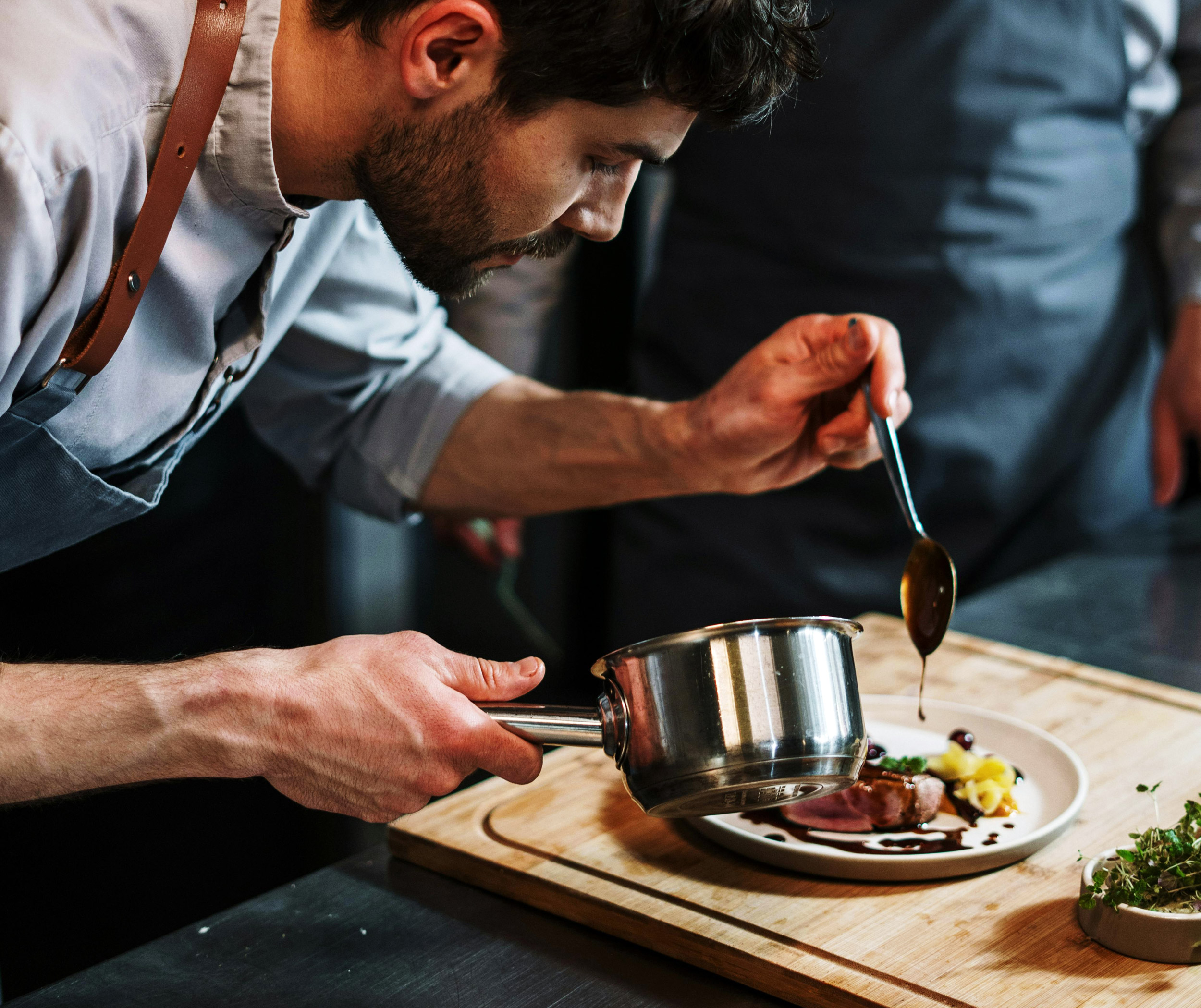 Les sauces secrètes des grands chefs enfin dévoilées ! 🕵️‍♂️ - Saucer.fr